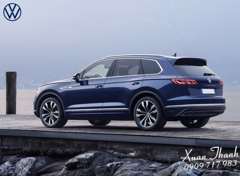 VOLKSWAGEN TOUAREG 2023 MÀU XANH (MELOE BLUE CRYSTAL EFFECT)- CHẾ TÁC ...